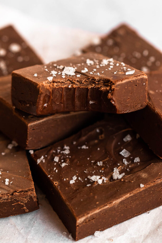 59+ Best Classic American Desserts To Try Out - Rich And Delish