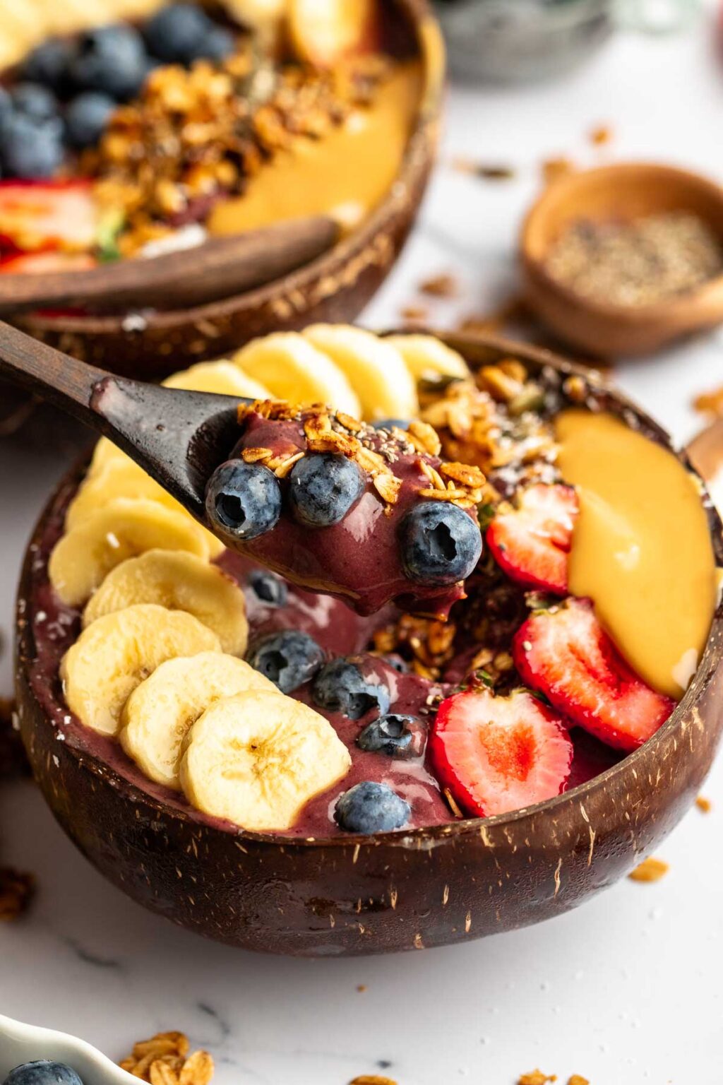 Creamy And Thick Acai Bowl - Rich And Delish