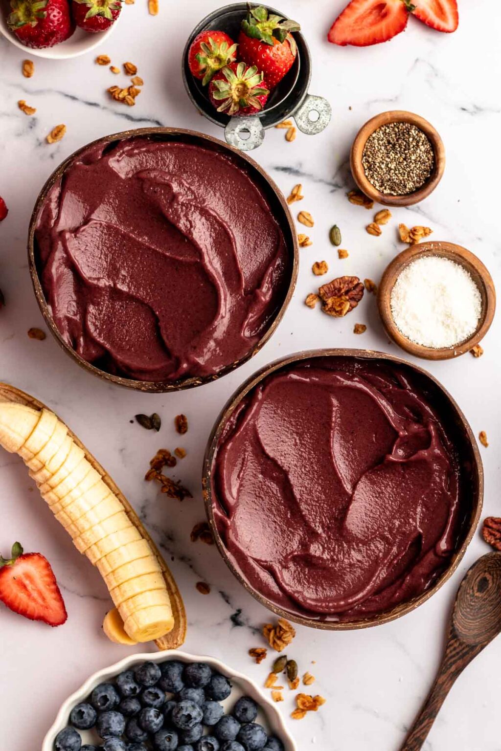 Creamy And Thick Acai Bowl - Rich And Delish