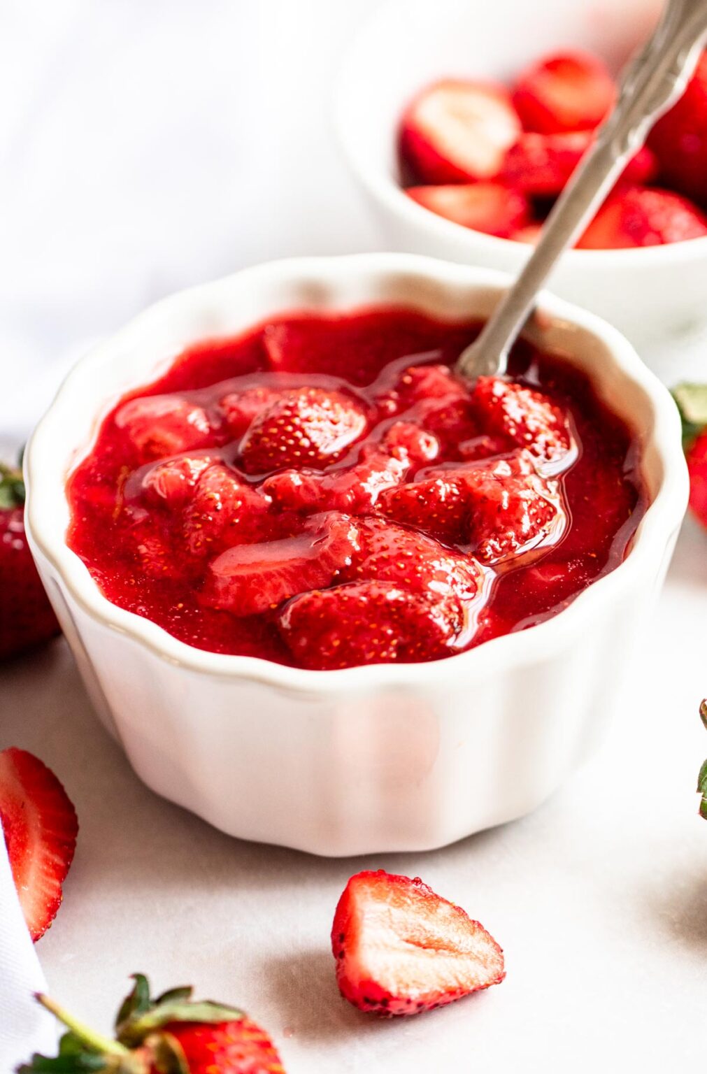 Strawberry Topping For Cheesecake - Rich And Delish
