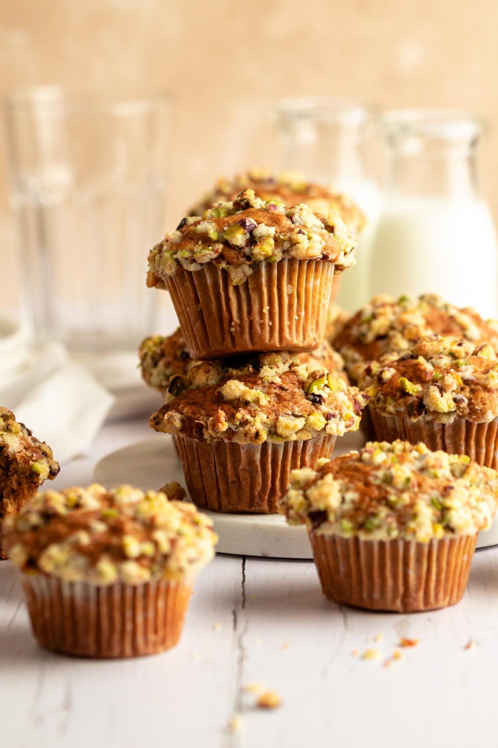 Pistachio Muffins With Pistachio Crumble Topping - Rich And Delish