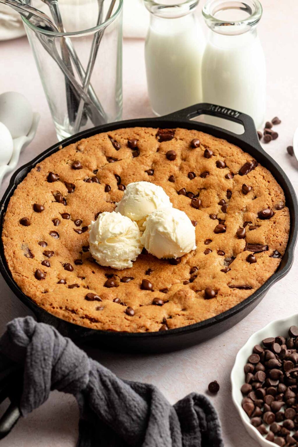 The BEST Homemade Pizookie (Pizza Cookie) - Rich And Delish