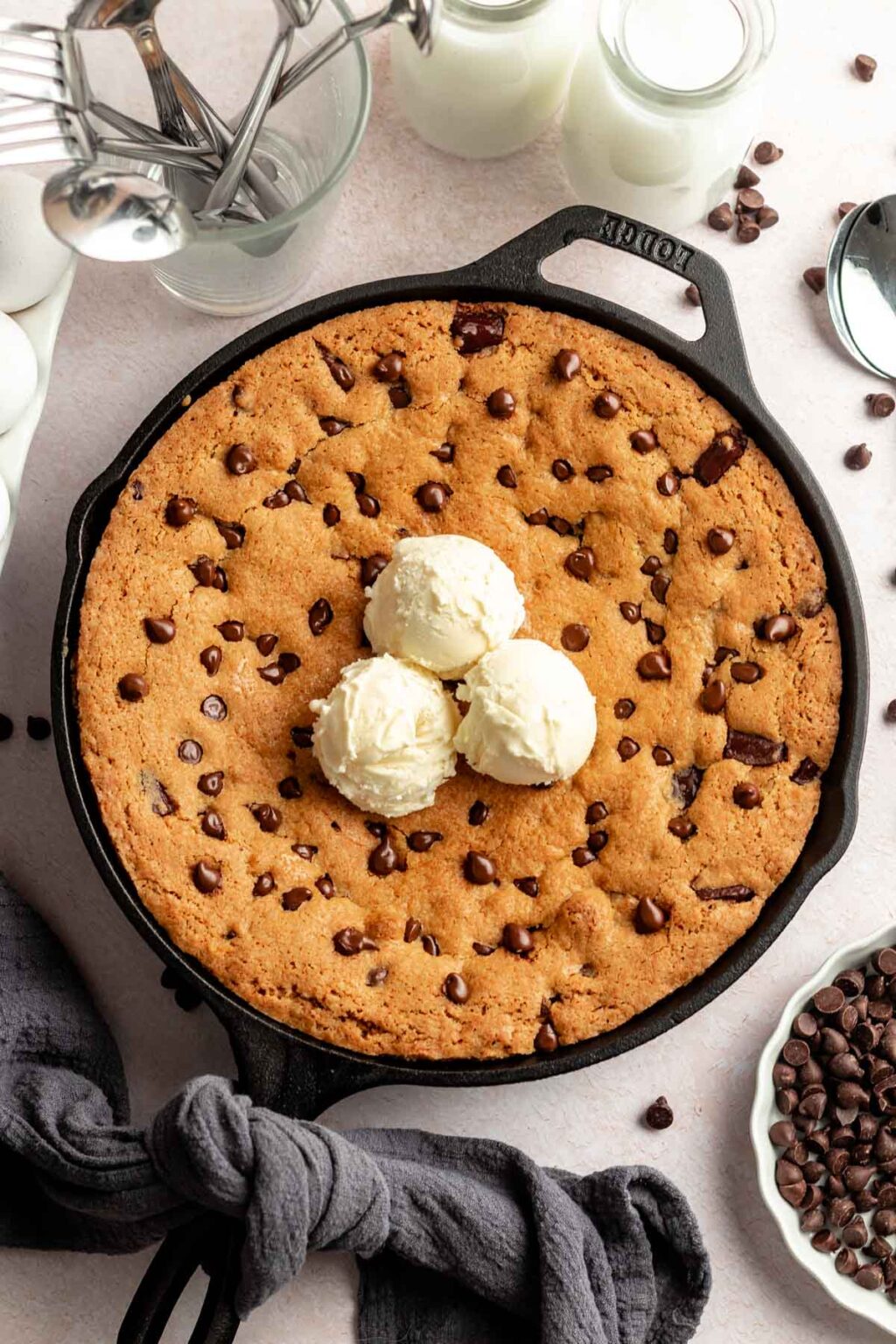 The BEST Homemade Pizookie (Pizza Cookie) - Rich And Delish