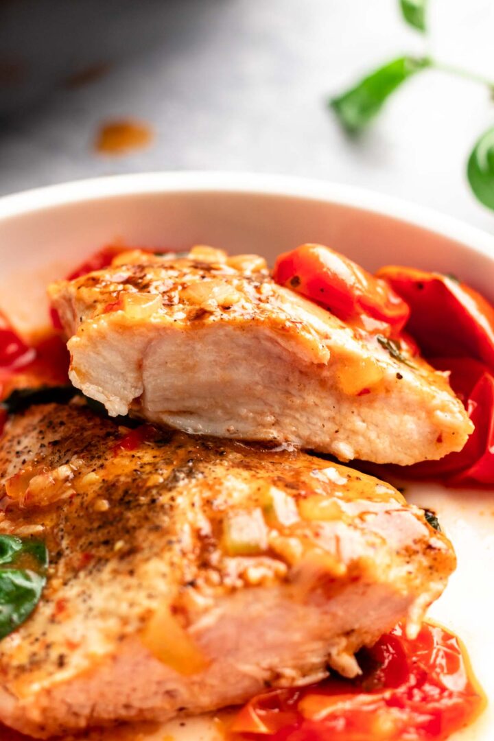 Chicken Pomodoro (30-Minute Meal) - Rich And Delish