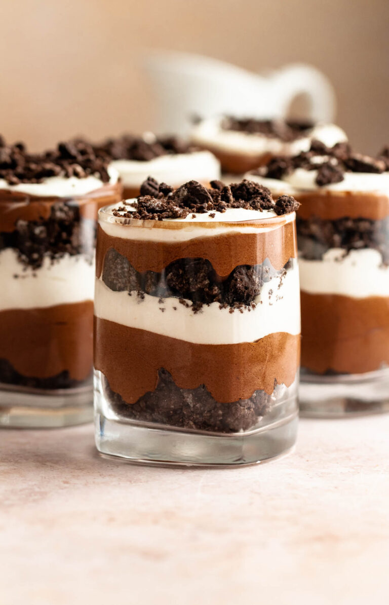 20+ Best Parfait Recipes (Breakfast & Desserts) - Rich And Delish