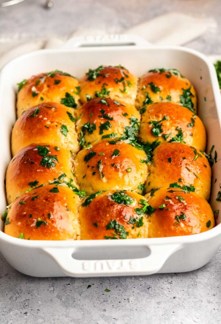 Best Butter Garlic Rolls (Extra Soft) - Rich And Delish