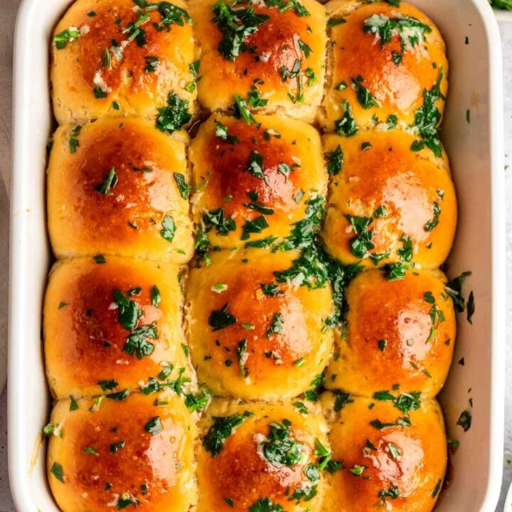 Best Butter Garlic Rolls (Extra Soft) - Rich And Delish