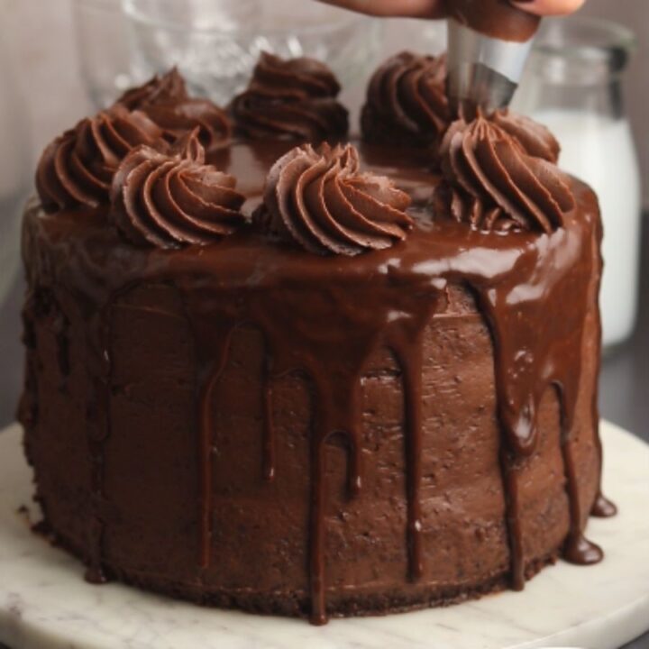 Best Nutella Cake (One Bowl) - Rich And Delish