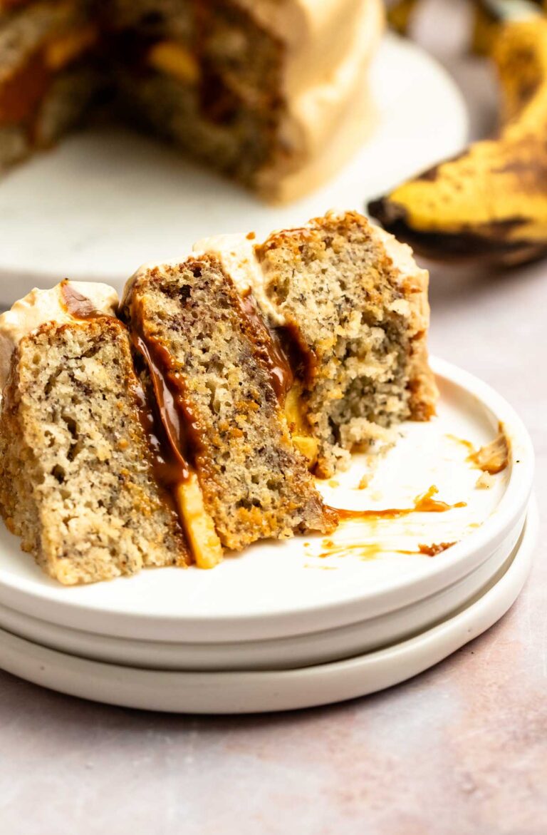 Easy Banoffee Cake (One Bowl) - Rich And Delish